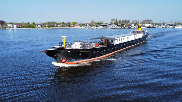 Princesse Royal | Boat Bike Tours