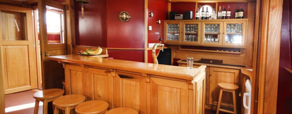 Boat Bike Tours Ship Elizabeth: An Unforgettable Journey